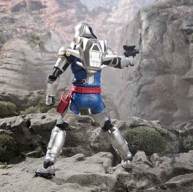 G.I.Joe Classified Series Battle Armor Cobra Commander In Hand Review ...